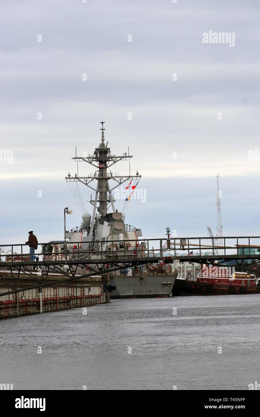 Nassco norfolk hi-res stock photography and images - Alamy