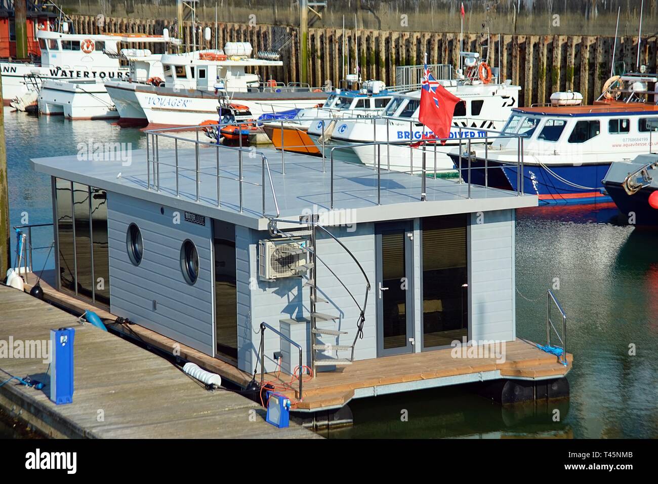 Brighton marina construction hi-res stock photography and images - Alamy