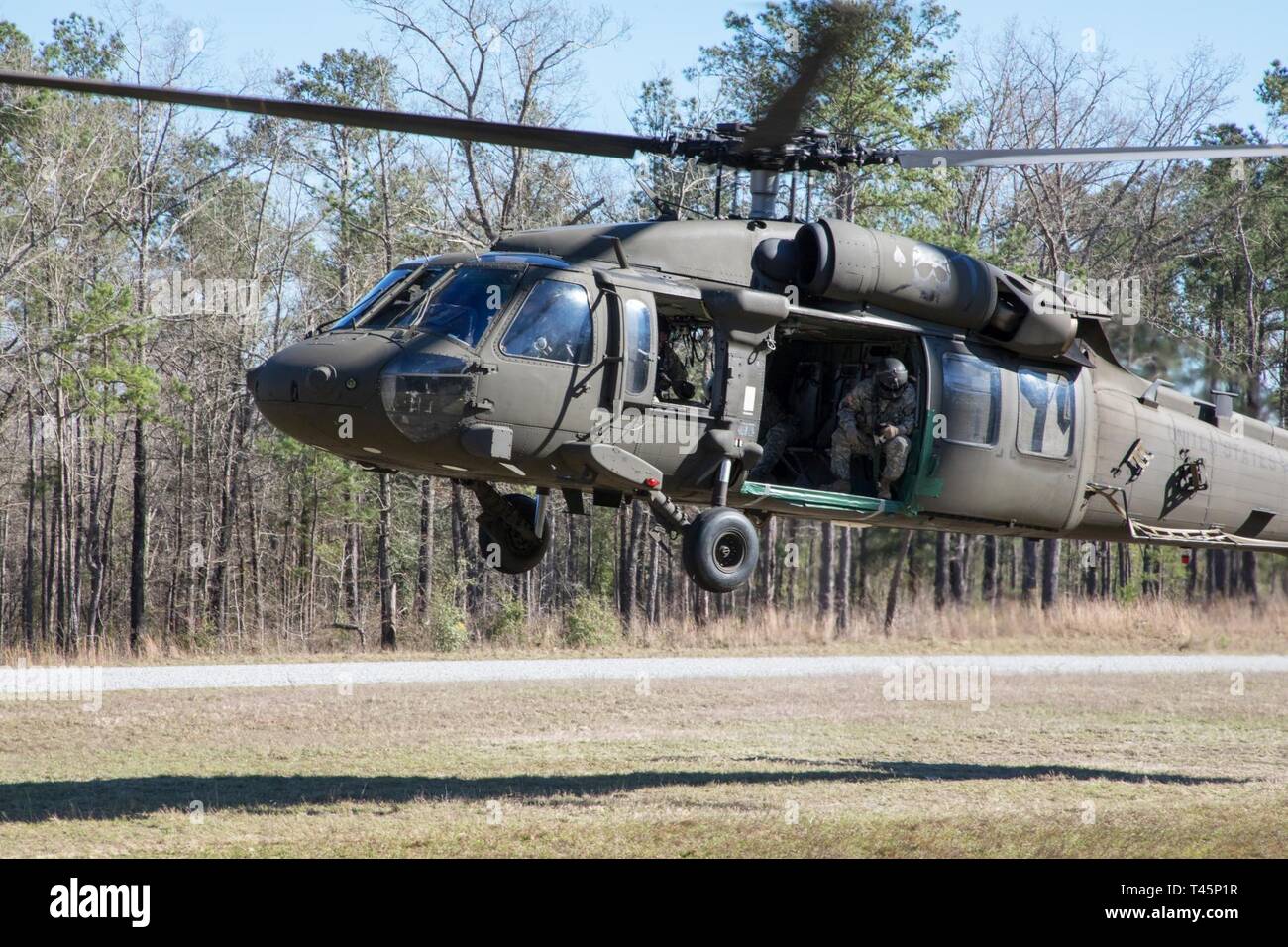 U.S. Army Soldiers, of Alpha Company 1-131 Aviation Regiment, assisted ...