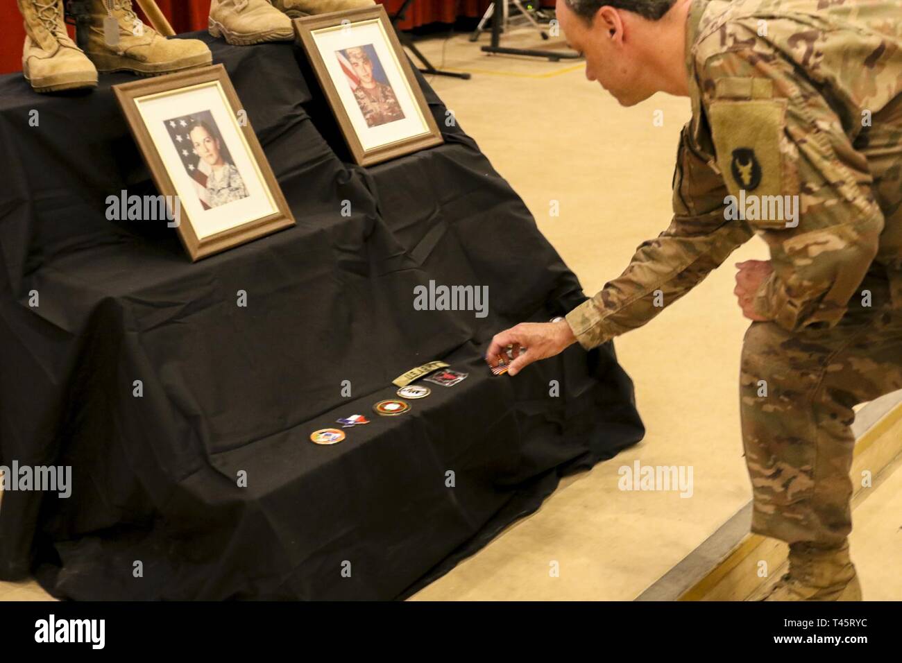 Operation enduring freedom spartan shield hi-res stock photography and ...