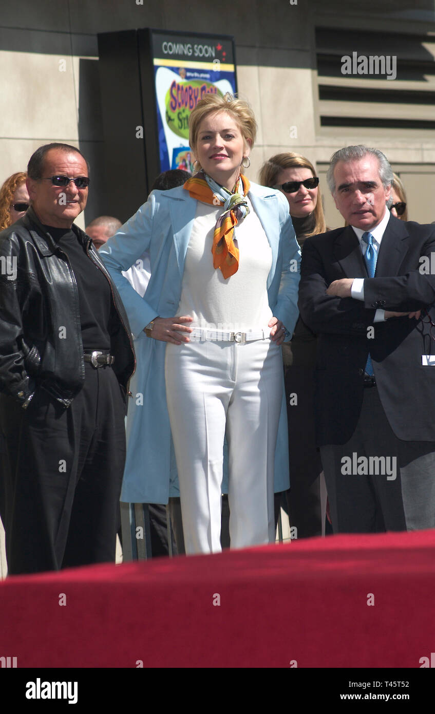 LOS ANGELES, CA. February 28, 2003: Director MARTIN SCORSESE (right ...