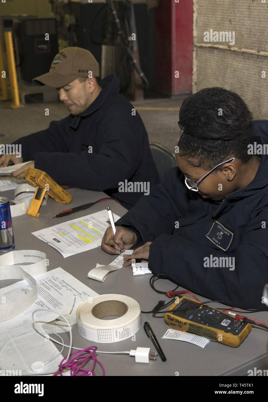 OCEAN (Mar. 8, 2019) Electrician's Mate First Class Nino Sunga and ...