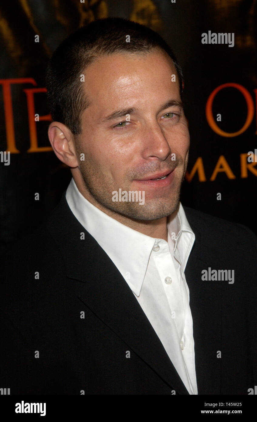 Johnny Messner Tears Of The Sun Hair
