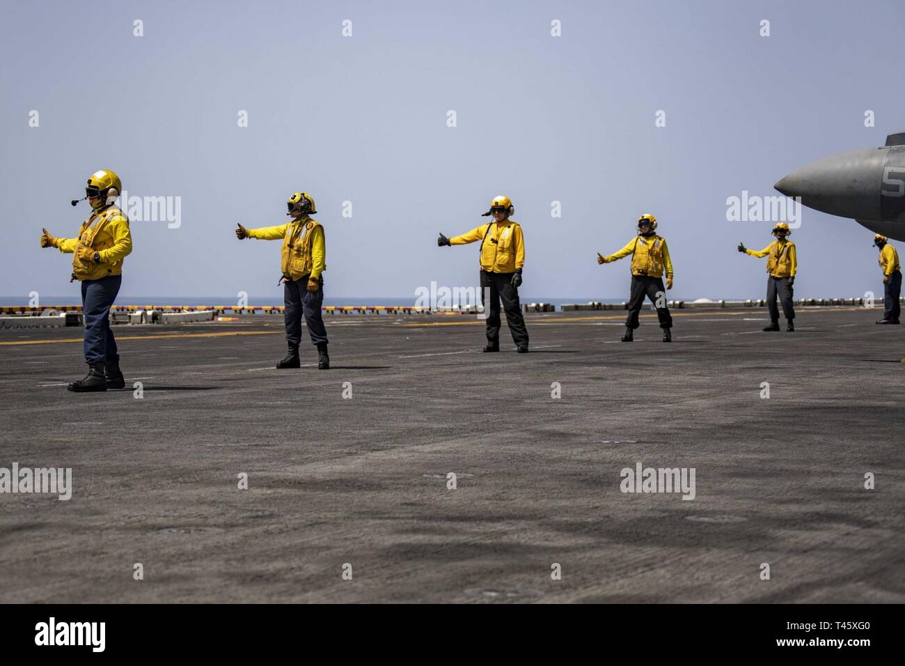 3 points signal hi-res stock photography and images - Alamy