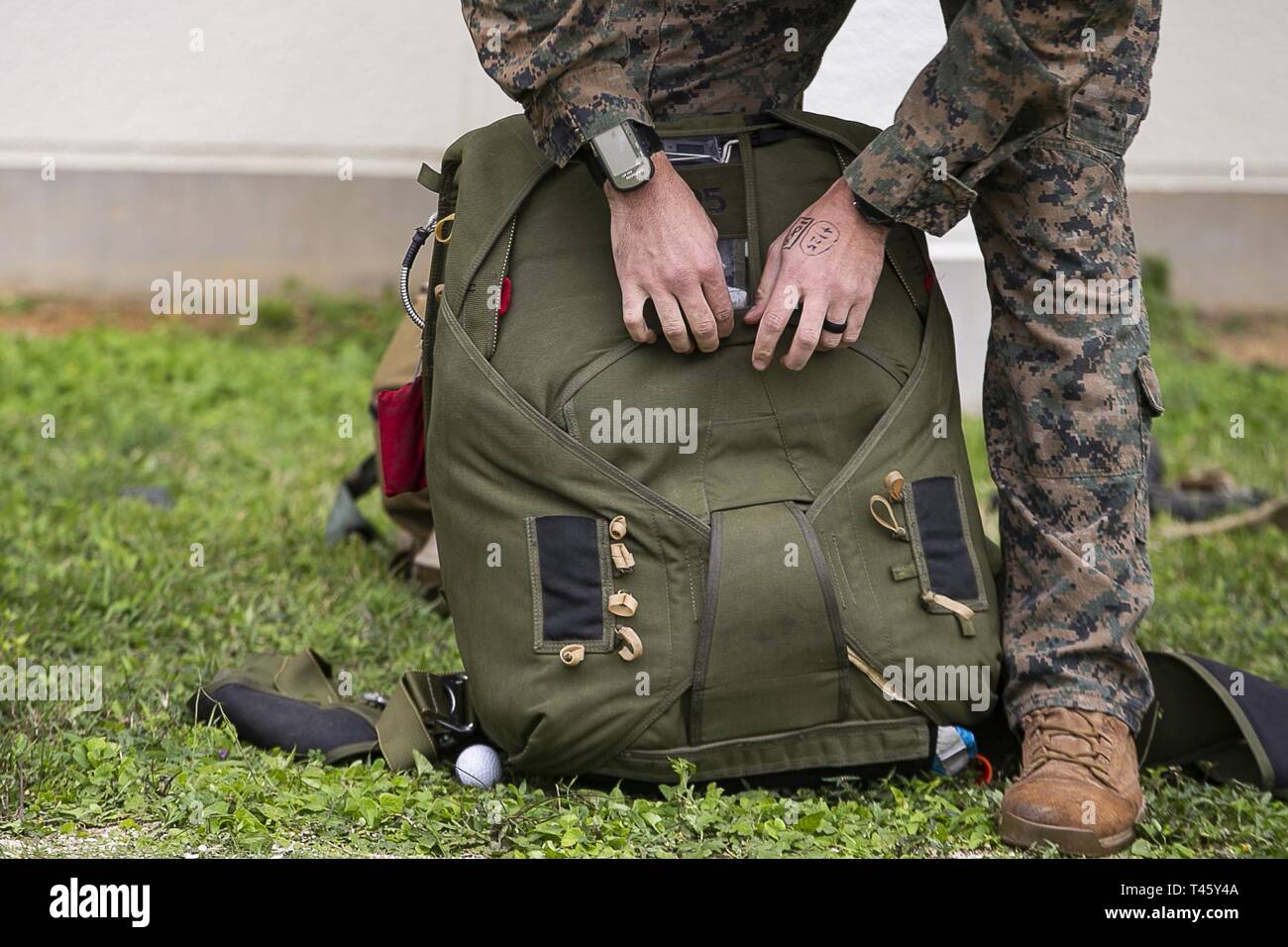 A Marine with the 31st Marine Expeditionary Unit's Maritime Raid Force ...