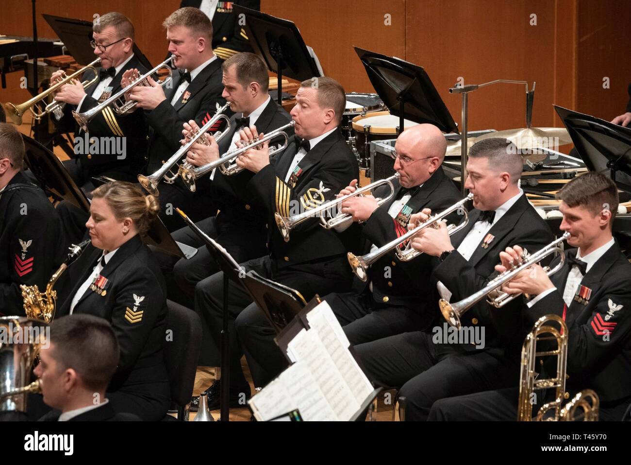 U s navy band trumpet hi-res stock photography and images - Alamy