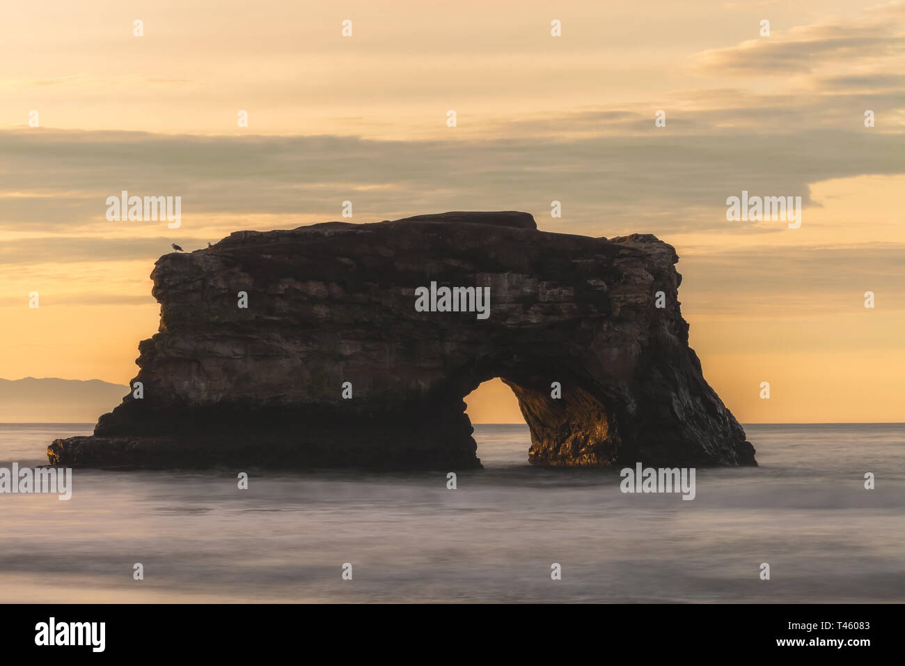 Natural Bridge Rock at Natural Bridge State Beach, Santa Cruz ...