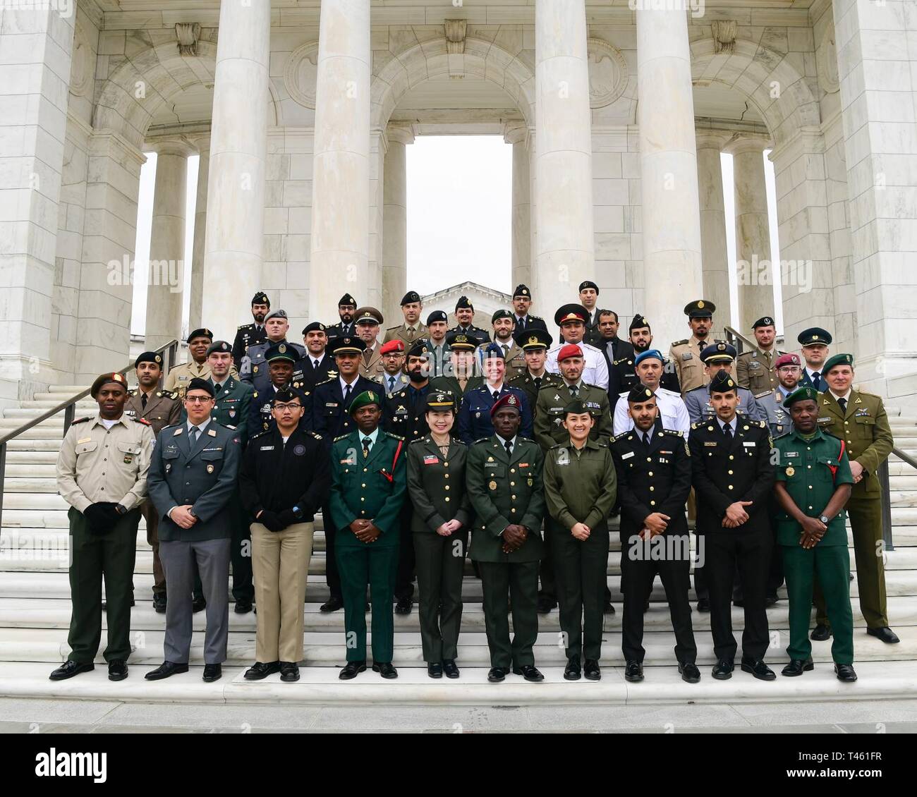 International military student officers hi-res stock photography and ...