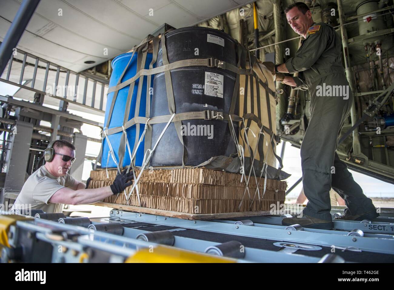 U.S. Air Force Master Sgt. William Sauerer (right), from the 109th ...