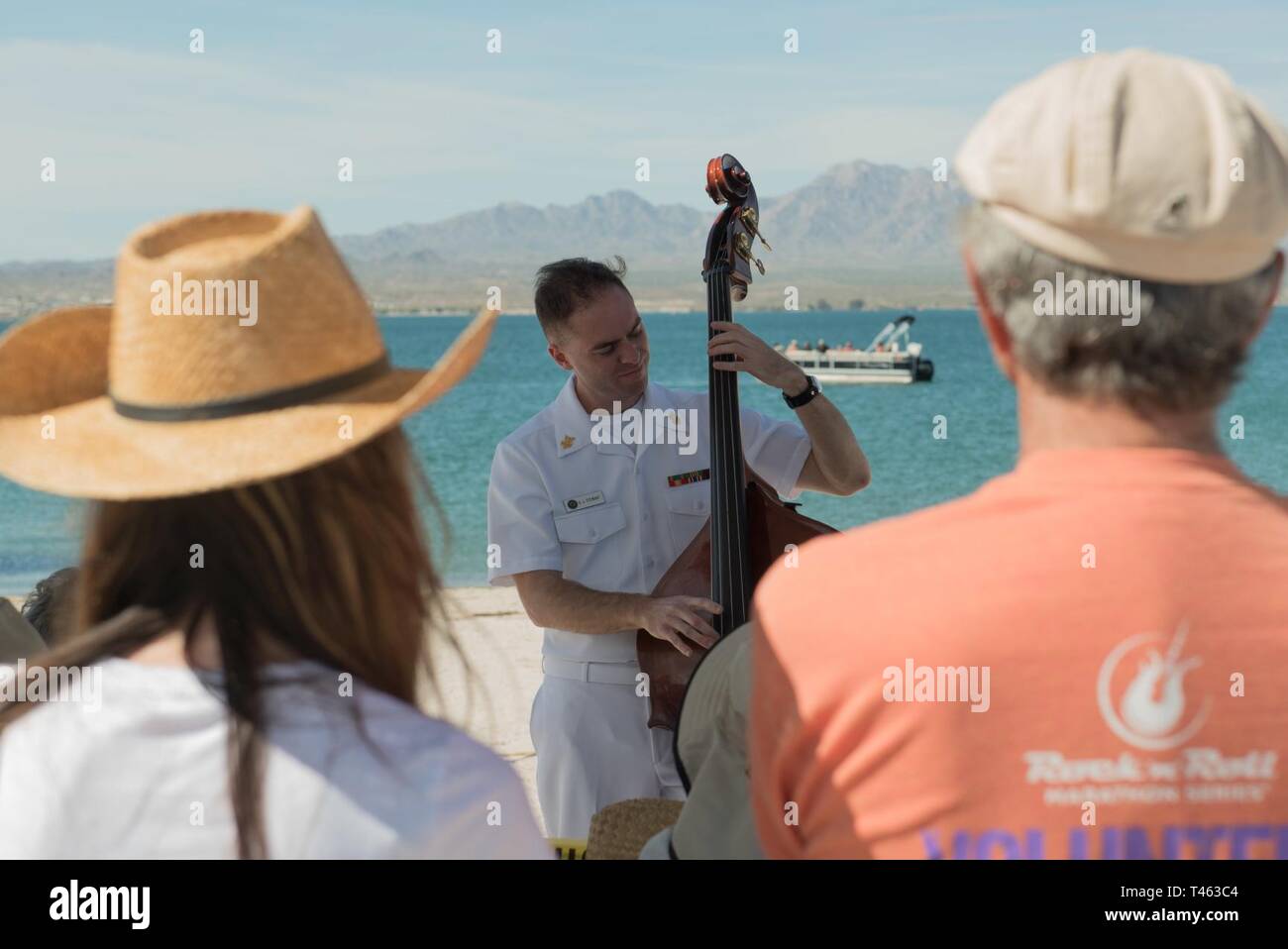 Cant connect hi-res stock photography and images - Alamy