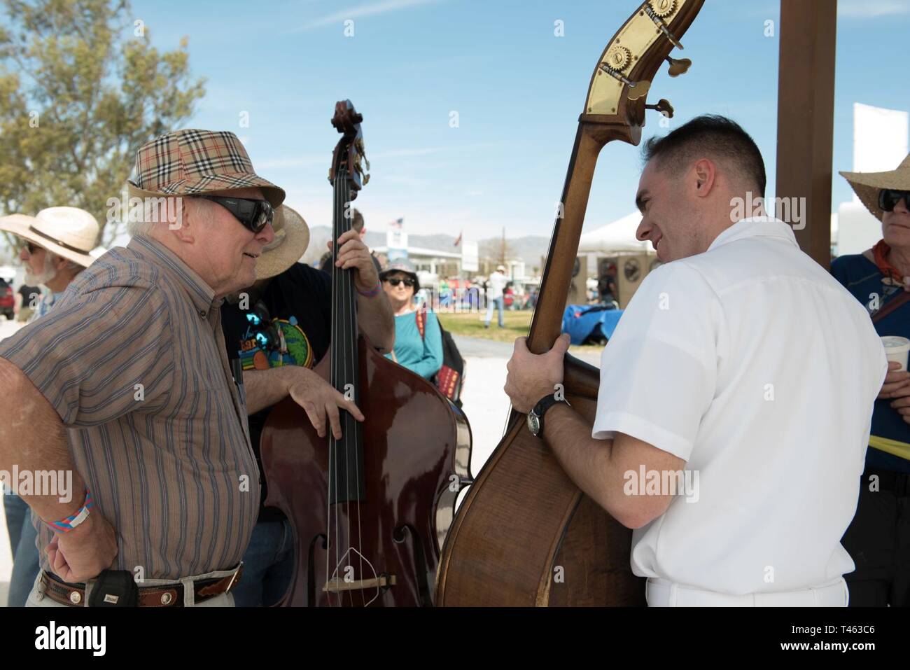 Cant connect hi-res stock photography and images - Alamy