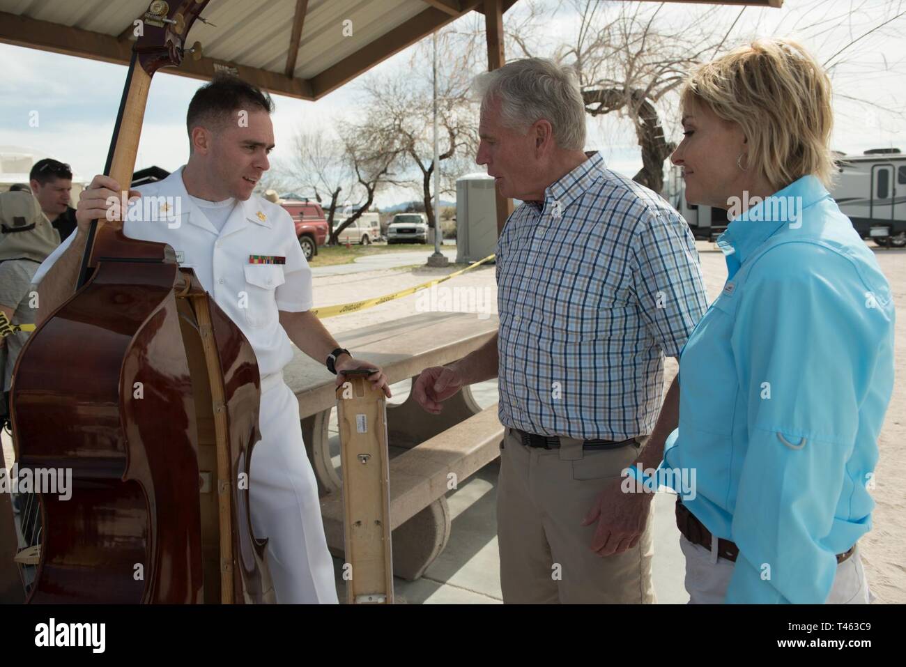 Cant connect hi-res stock photography and images - Alamy