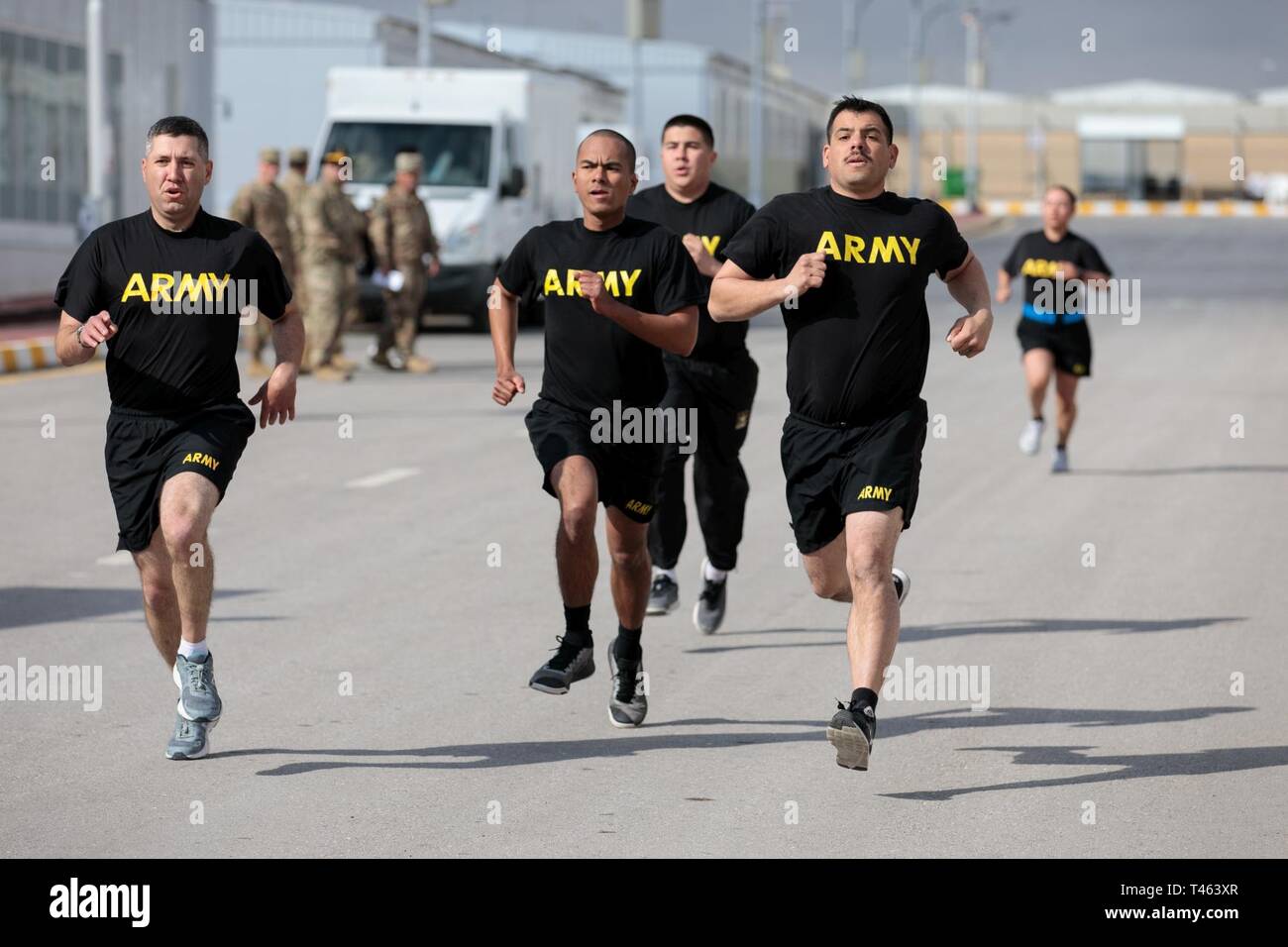 U.S. Soldiers from the California National Guard’s 1st Squadron, 18th ...
