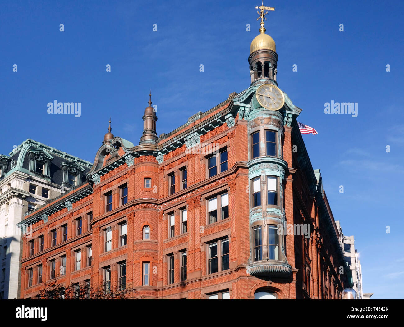 Queen anne clock tower hi-res stock photography and images - Alamy