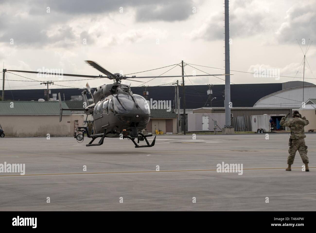 172nd airlift wing hi-res stock photography and images - Alamy