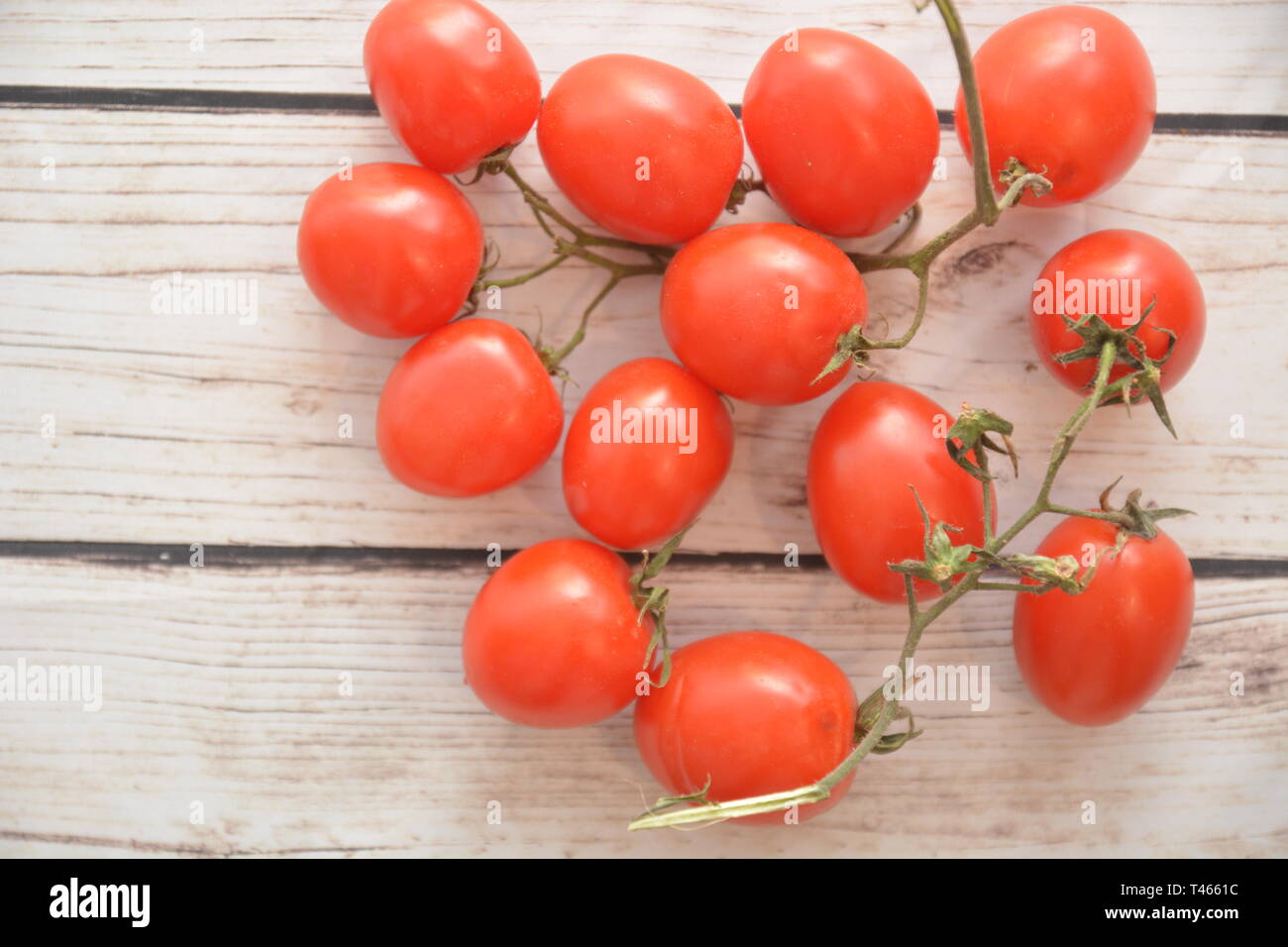 tomato fresh red vegetable food Stock Photo - Alamy