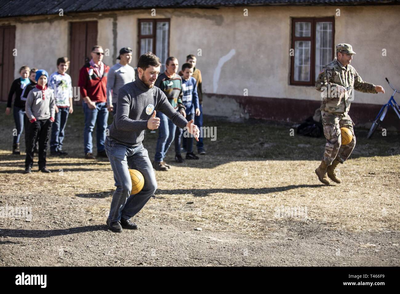 Ukrainian military chaplains hi-res stock photography and images - Alamy Ukrainian military chaplains hi-res stock photography and images - Alamy