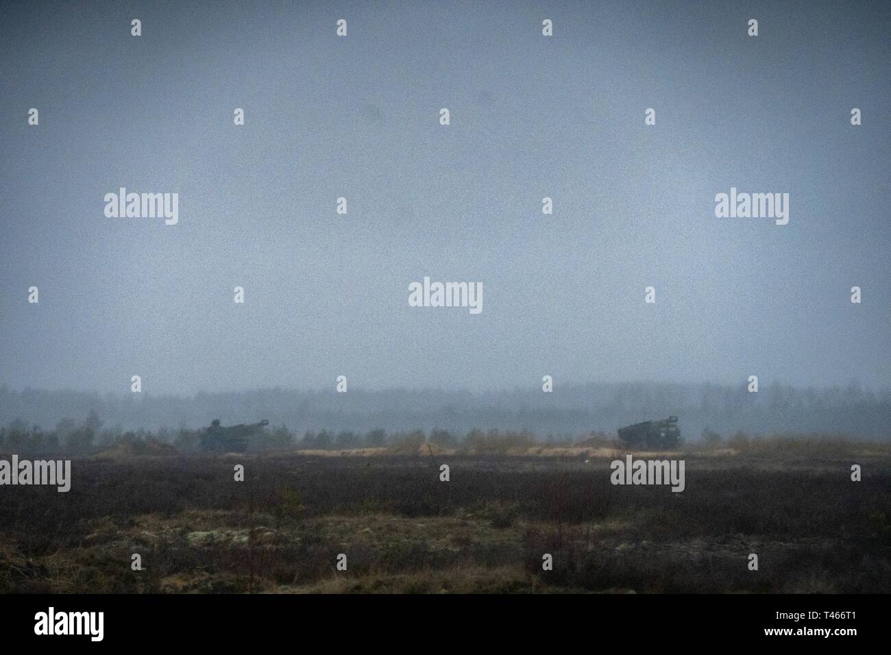 Marines fox battery 2nd battalion hi-res stock photography and images ...