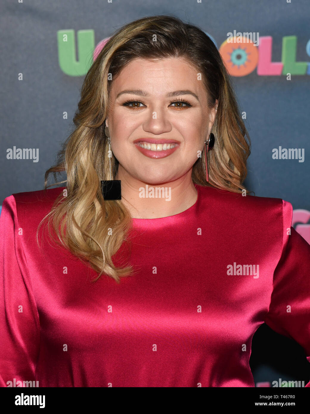 April 13, 2019 - Beverly Hills, California, USA - Singer KELLY CLARKSON ...