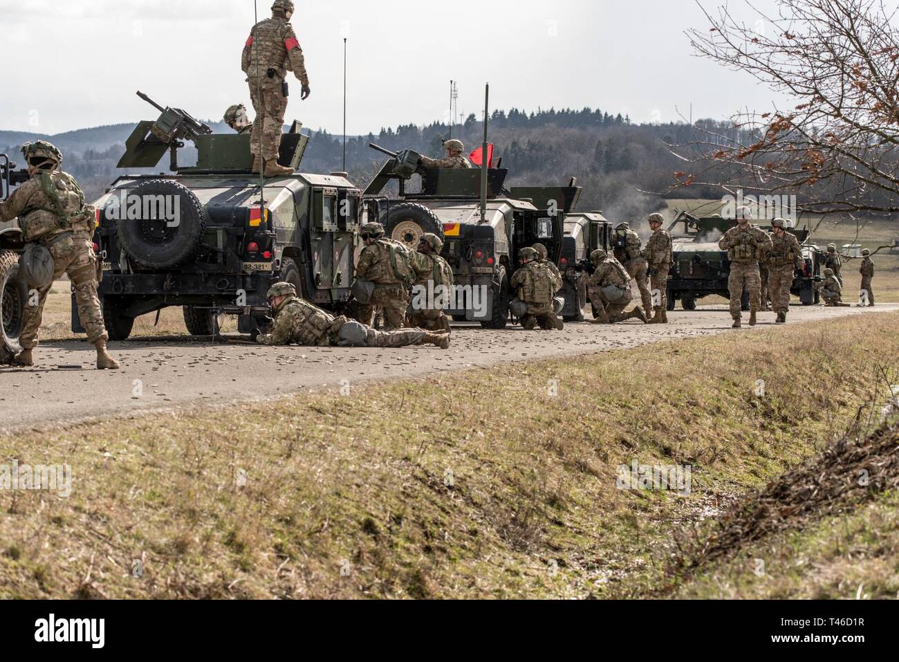 Soldiers assigned to 1st Platoon, 92nd Military Police Company prepare ...