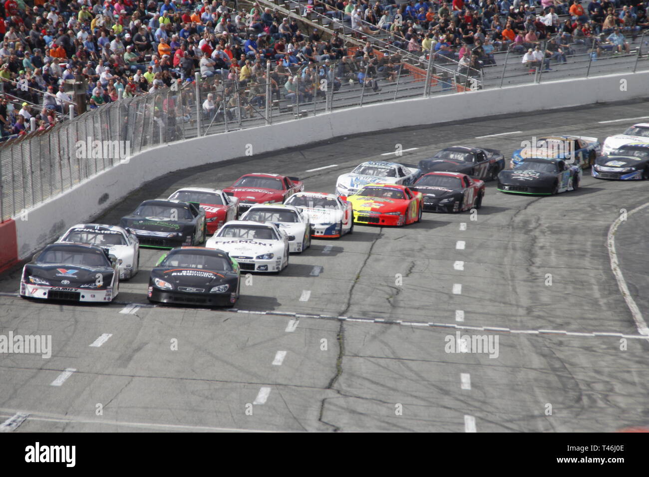 Race cars on racetrack at Orange County Speedway North Carolina Stock ...
