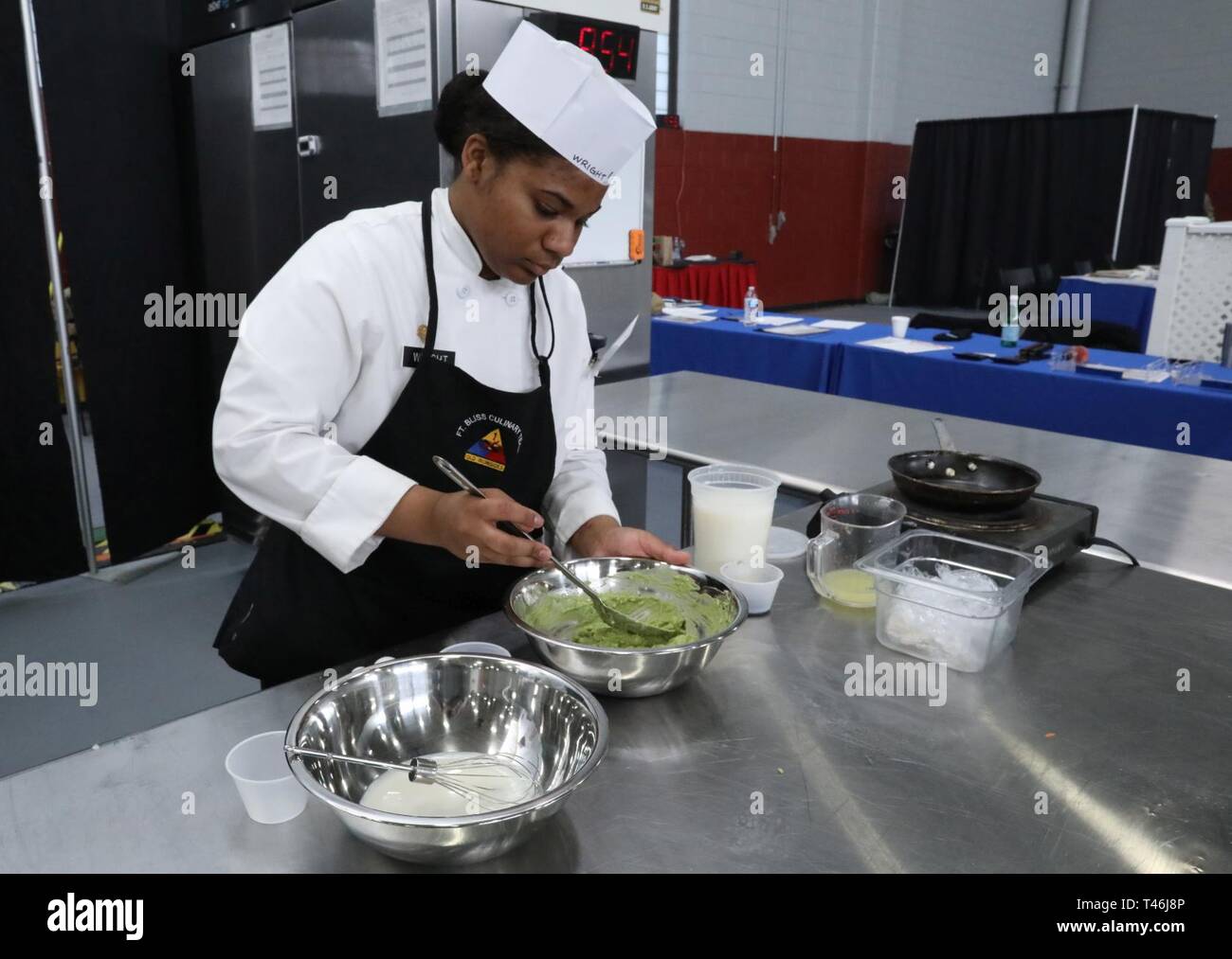 Avocado excellence hi-res stock photography and images - Alamy