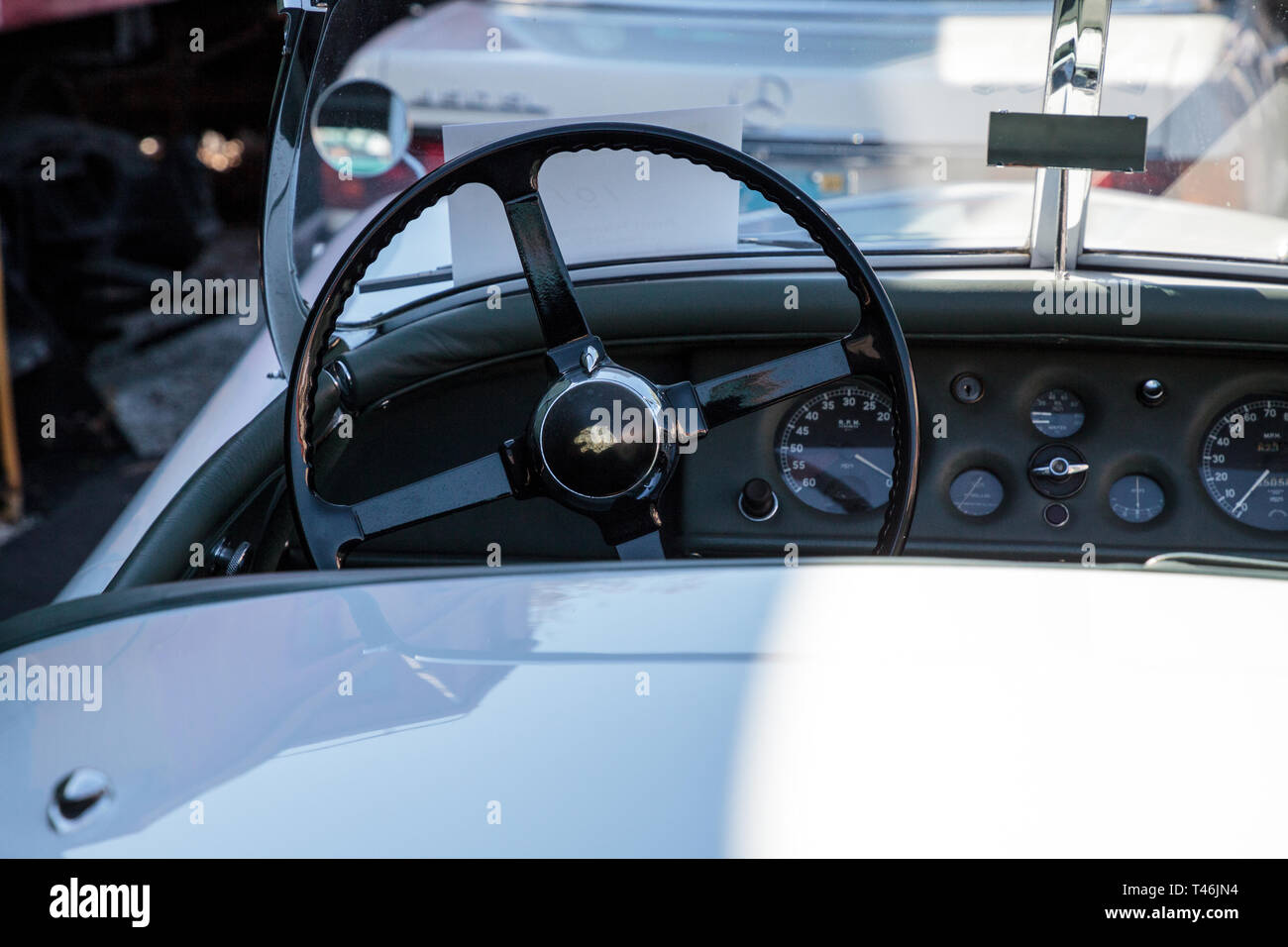 Jaguar xk150 engine hi-res stock photography and images - Alamy