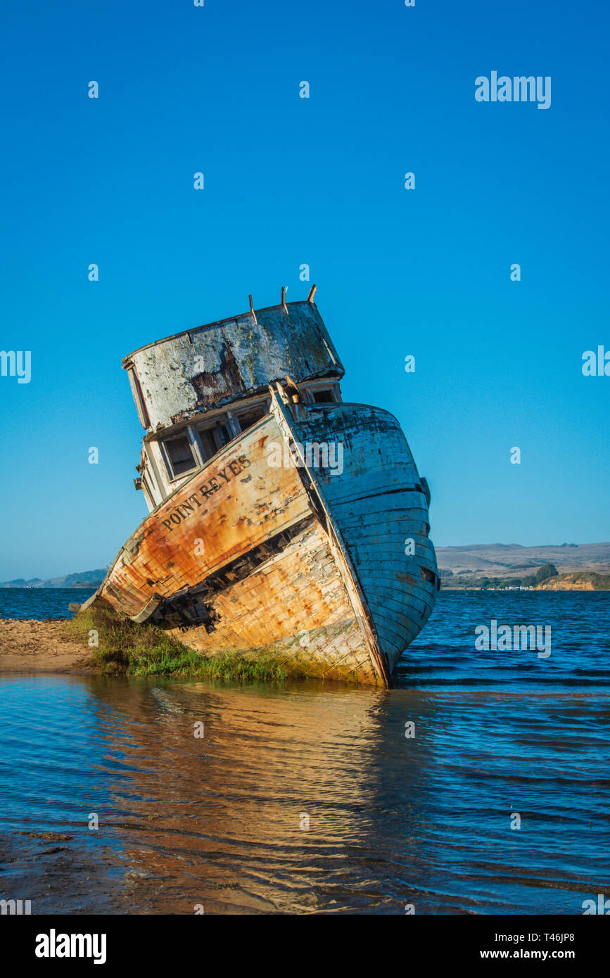 Ship space inverness hi-res stock photography and images - Alamy