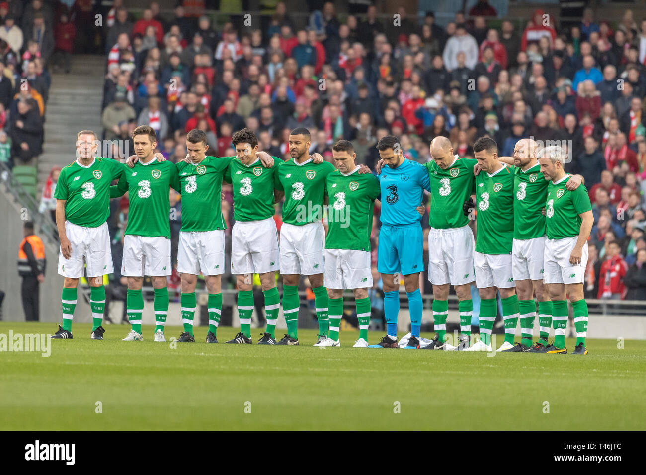 Soccer legends charity match hi-res stock photography and images - Alamy