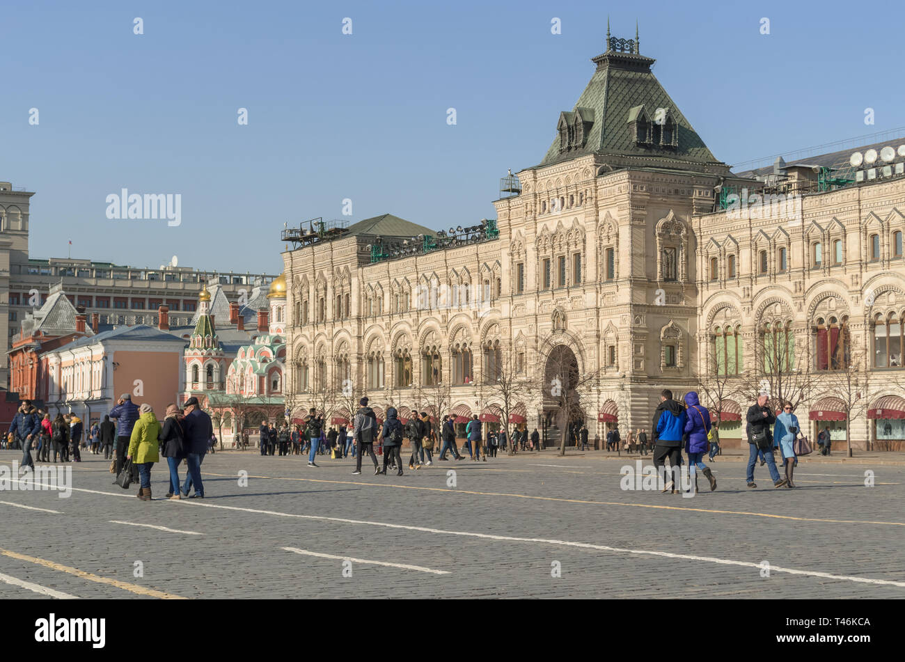 Moscow shopping mall facade hi-res stock photography and images - Alamy