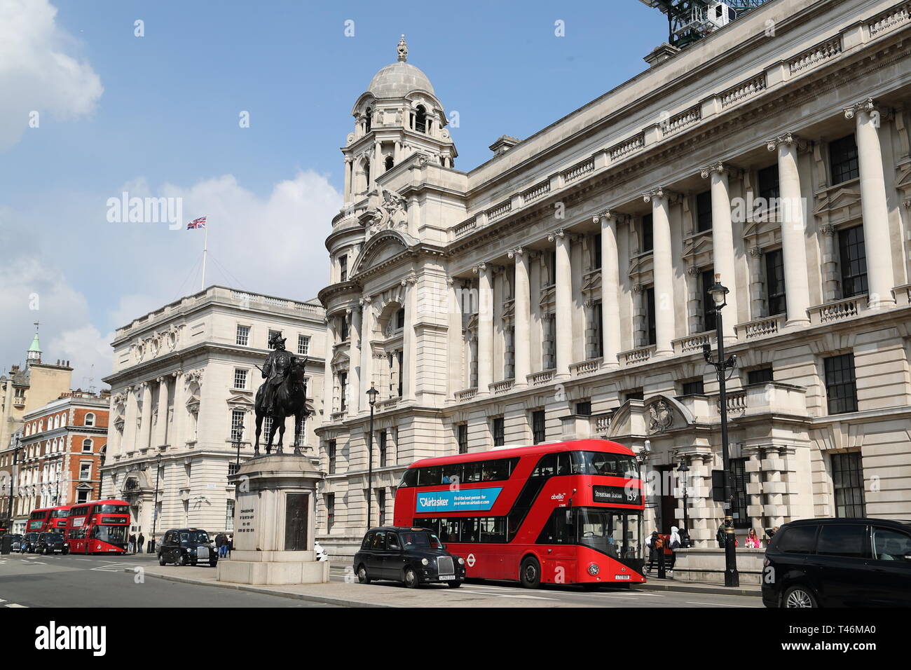 Whitehall street view hi-res stock photography and images - Alamy