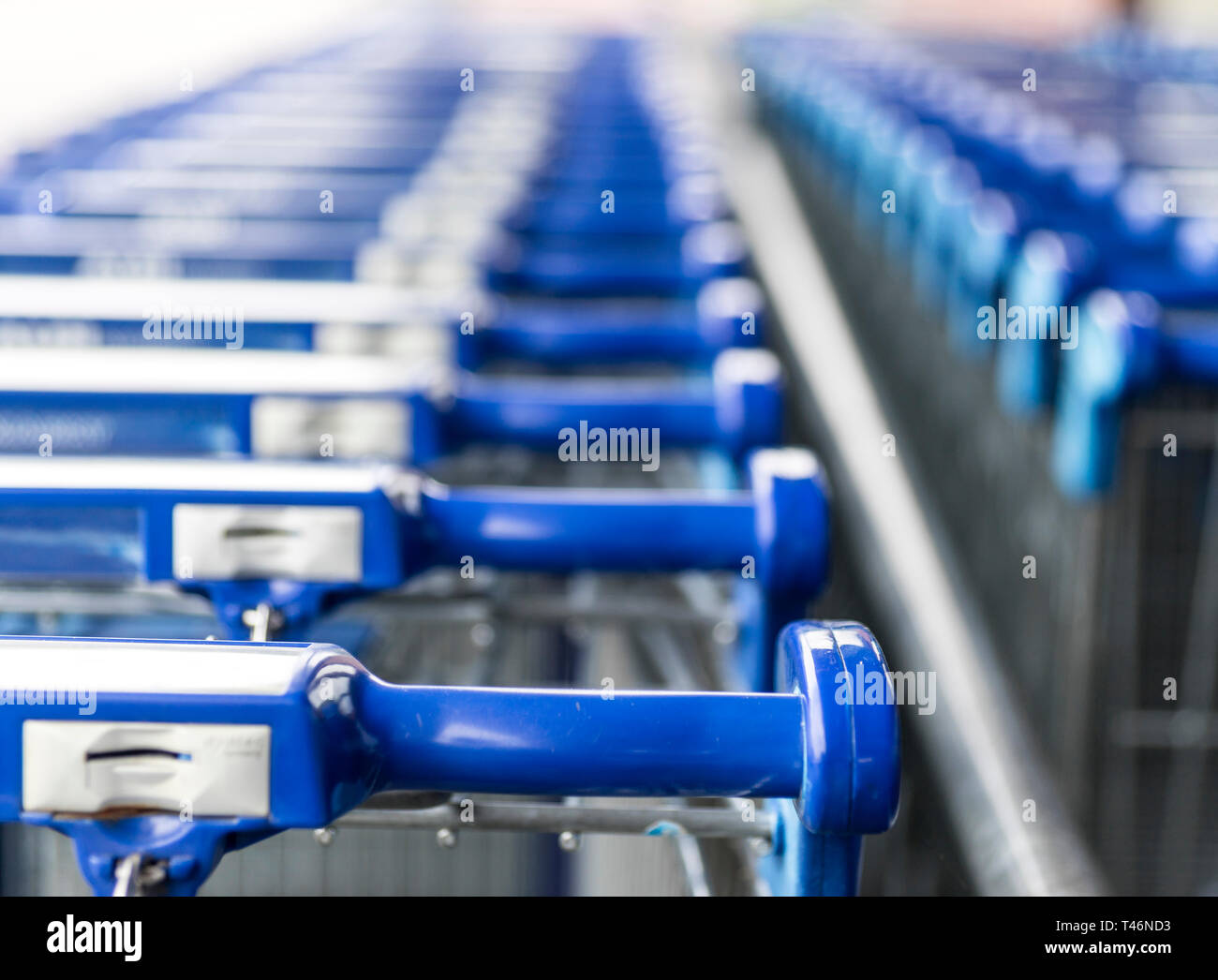Shopping cart trolley Stock Photo - Alamy