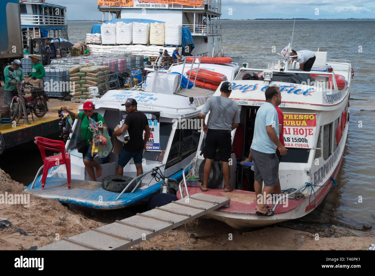 Small ferry boats hi-res stock photography and images - Alamy