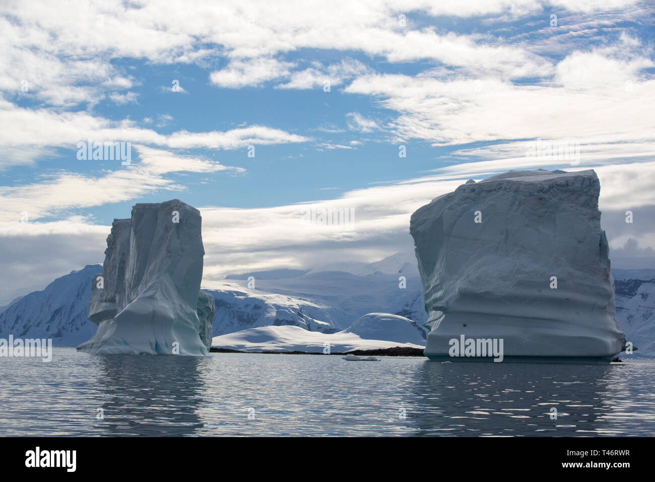 Icebergs around Useful Island, Gerlache Strasit, Antarctic Peninsular ...