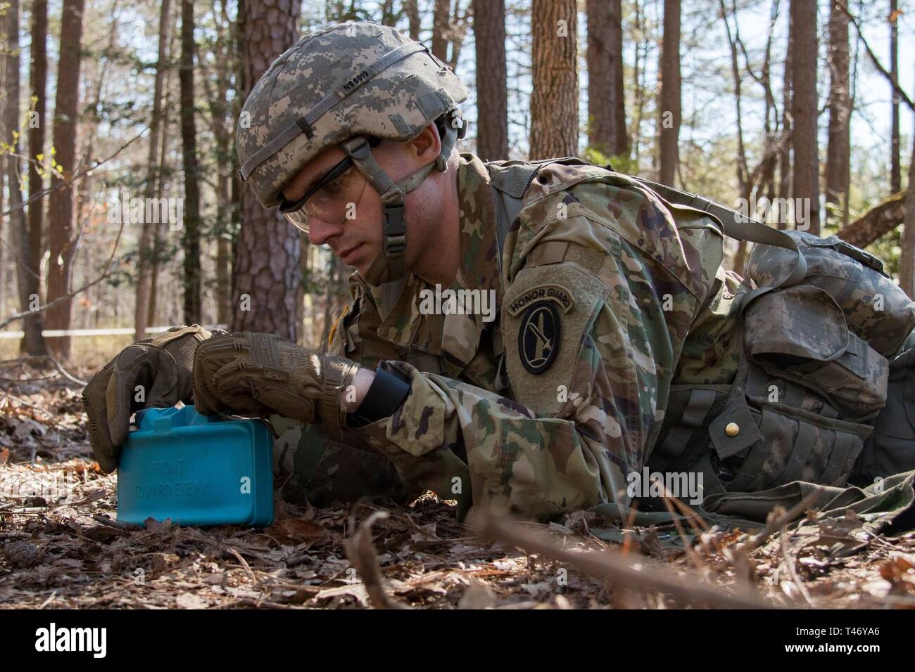 Old claymore hi-res stock photography and images - Alamy