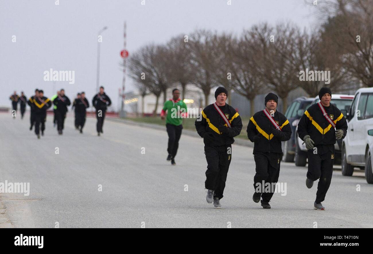 Keep steady pace hi-res stock photography and images - Alamy
