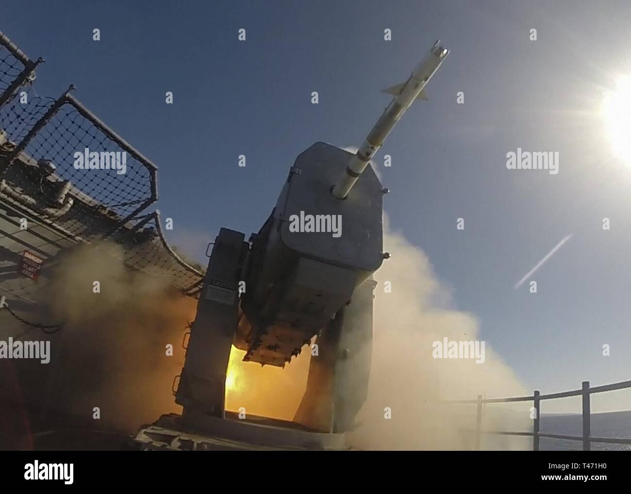 PACIFIC OCEAN (Mar. 14, 2019) Amphibious assault ship USS Boxer (LHD 4 ...