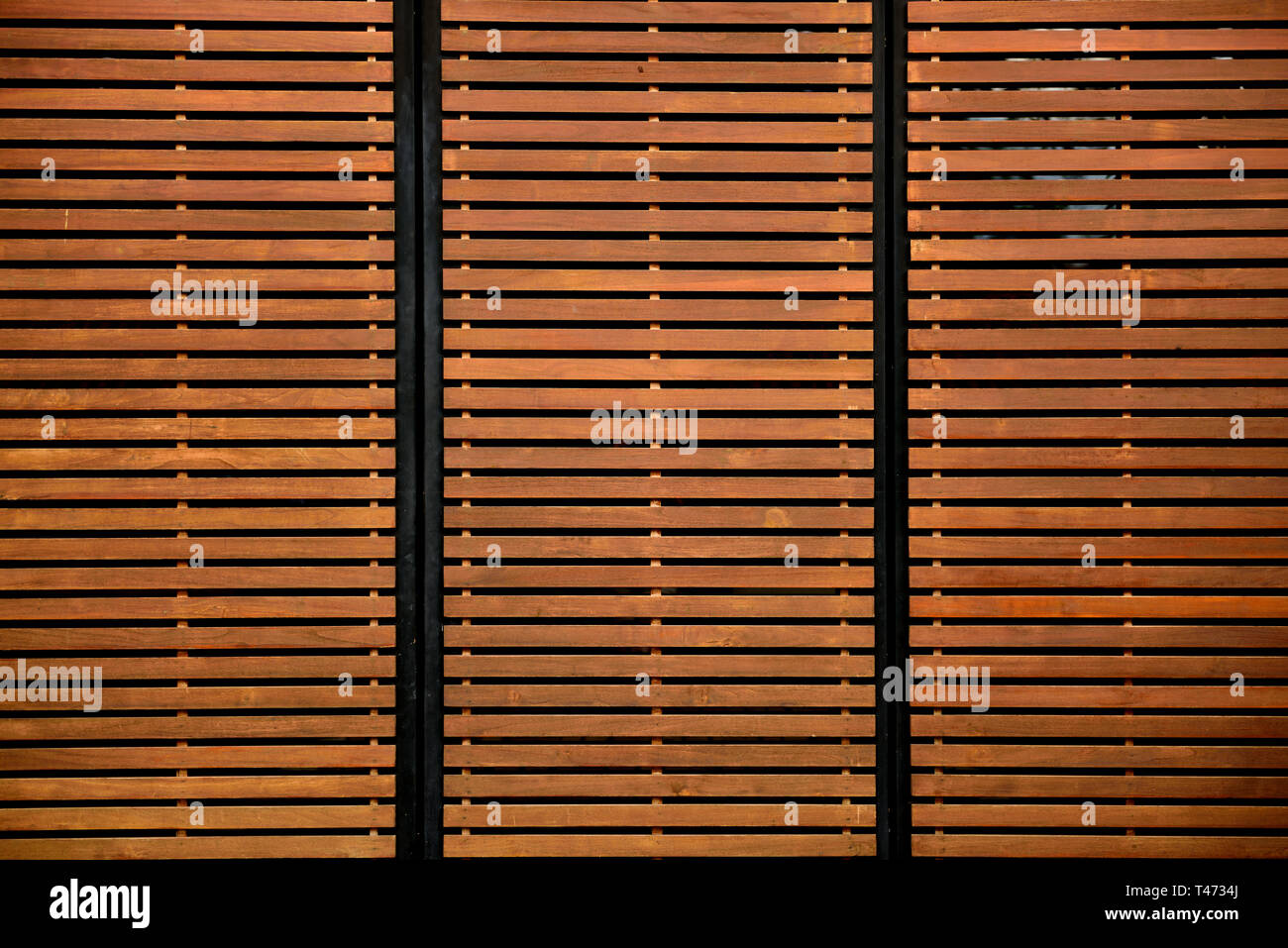 Repeating horizontal wood patterns and natural wood grain and textures ...