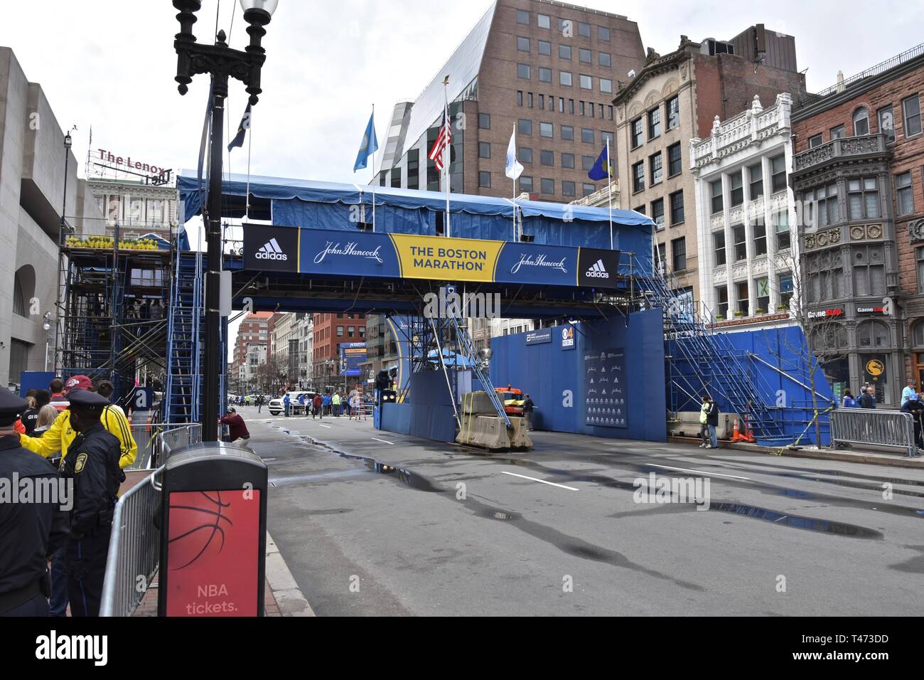 Boston marathon finish line hi-res stock photography and images - Alamy