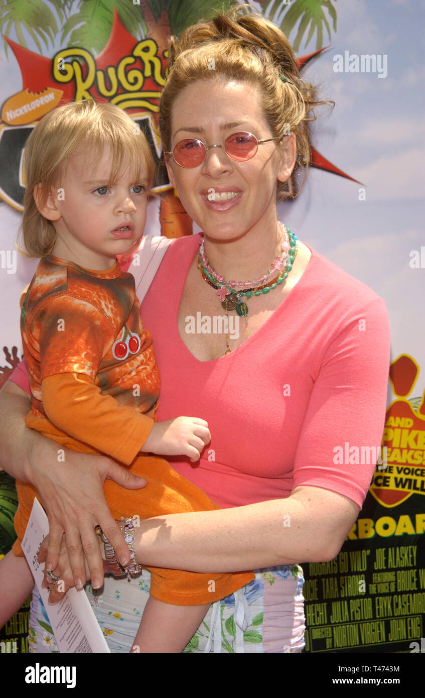 LOS ANGELES, CA. June 01, 2003: Actress JOELY FISHER & daughter at the ...