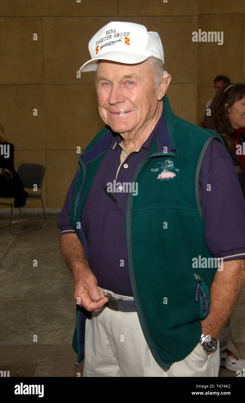 LOS ANGELES, CA. June 09, 2003: General CHUCK YEAGER - the first man to ...