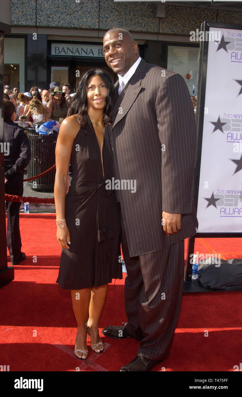 LOS ANGELES, CA. June 24, 2003: EARVIN MAGIC JOHNSON & wife COOKIE at ...