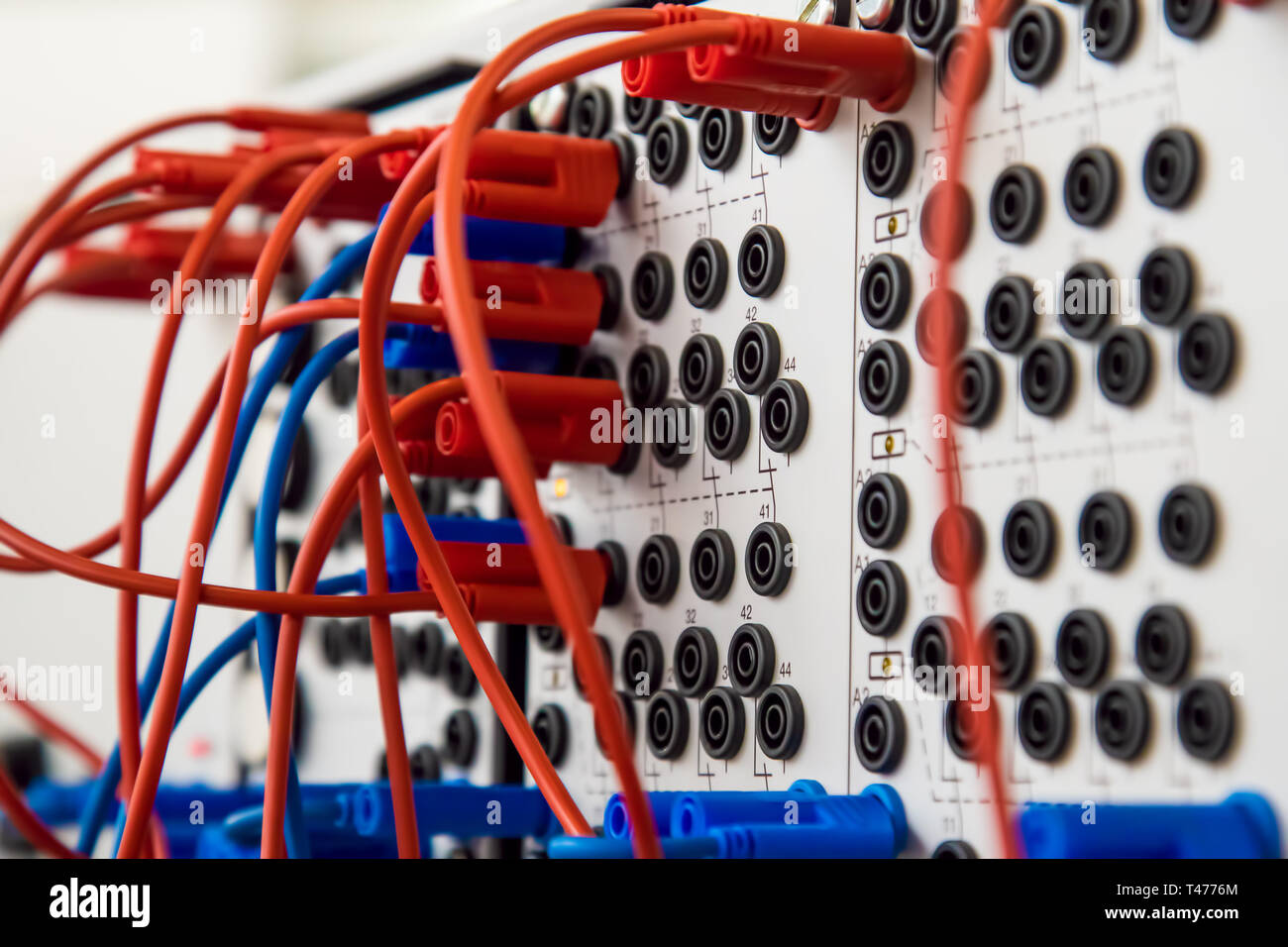 Electrical wire connectors hi-res stock photography and images - Alamy