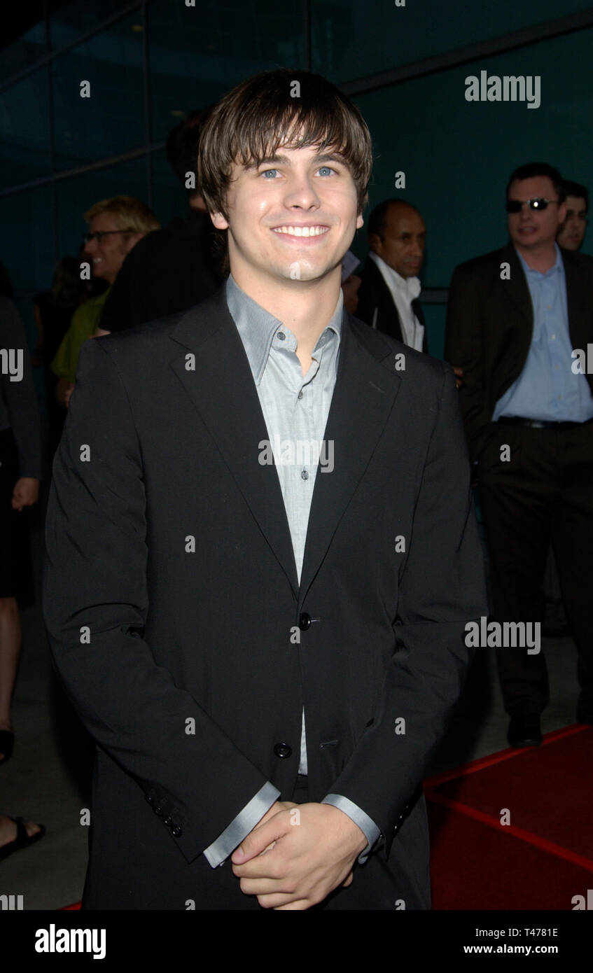 LOS ANGELES, CA. August 13, 2003: Actor JASON RITTER at the world ...