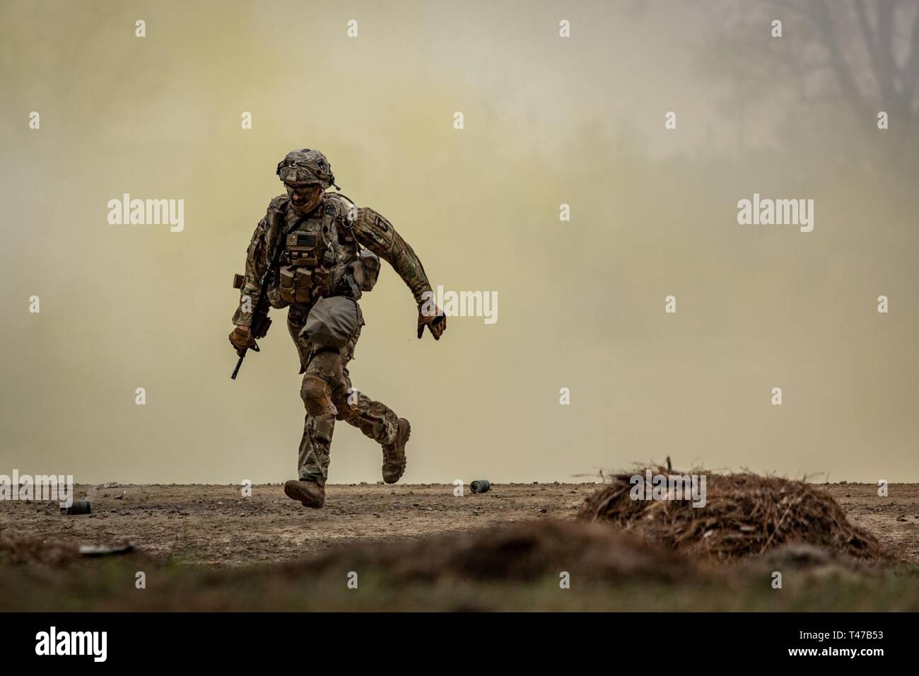 U.S. Army Soldiers assigned to Bravo Company, 3rd Battalion, 187th ...
