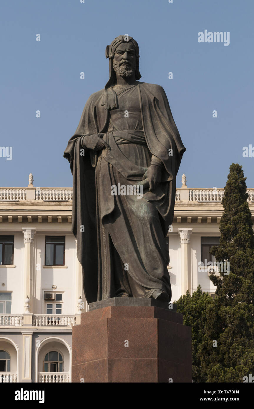 Nizami statue hi-res stock photography and images - Alamy