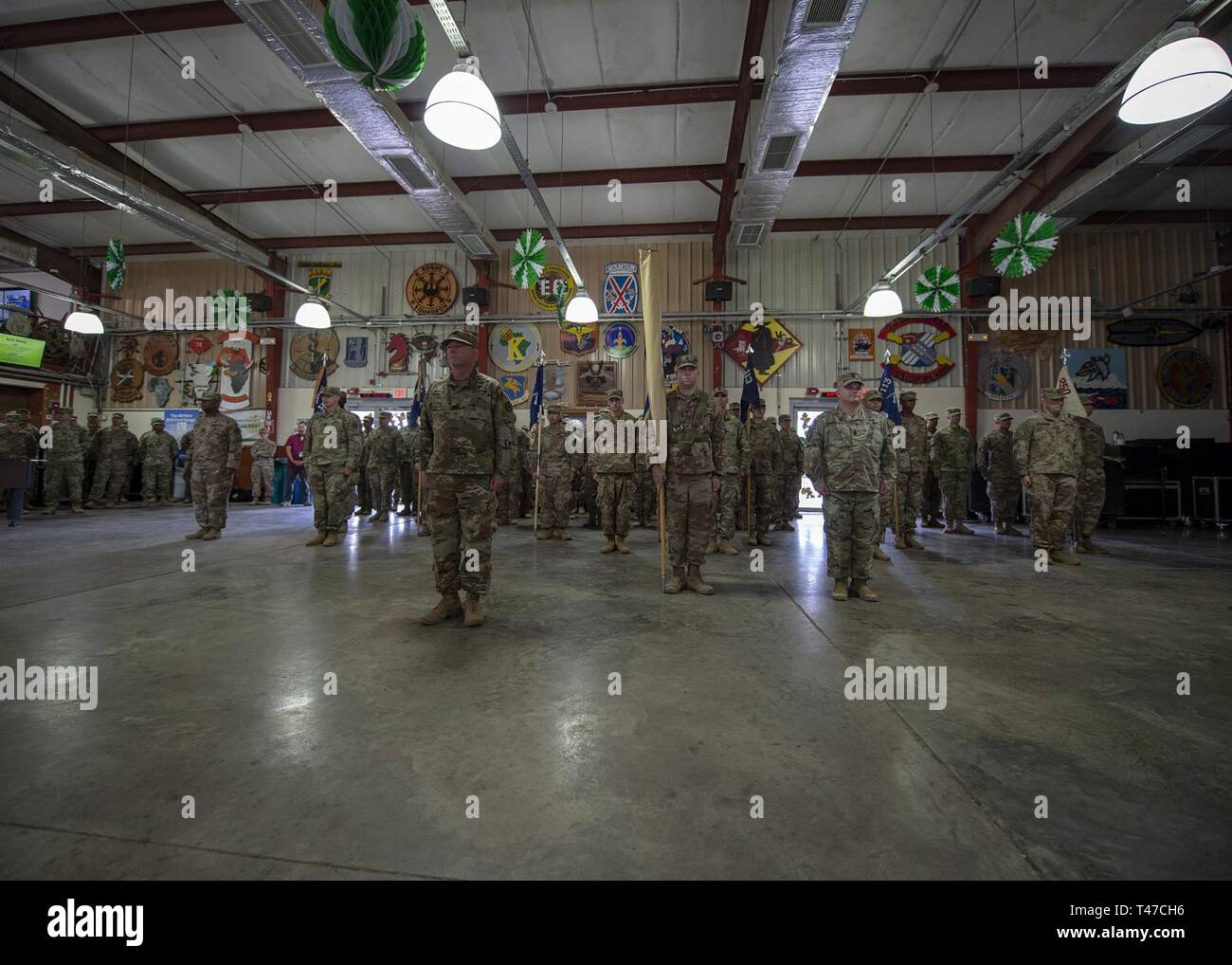 U.S. Army Soldiers from 2nd Battalion, 113th Infantry Regiment, Task ...