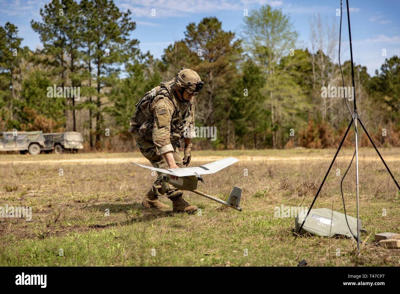 Rq 11 raven hi-res stock photography and images - Alamy