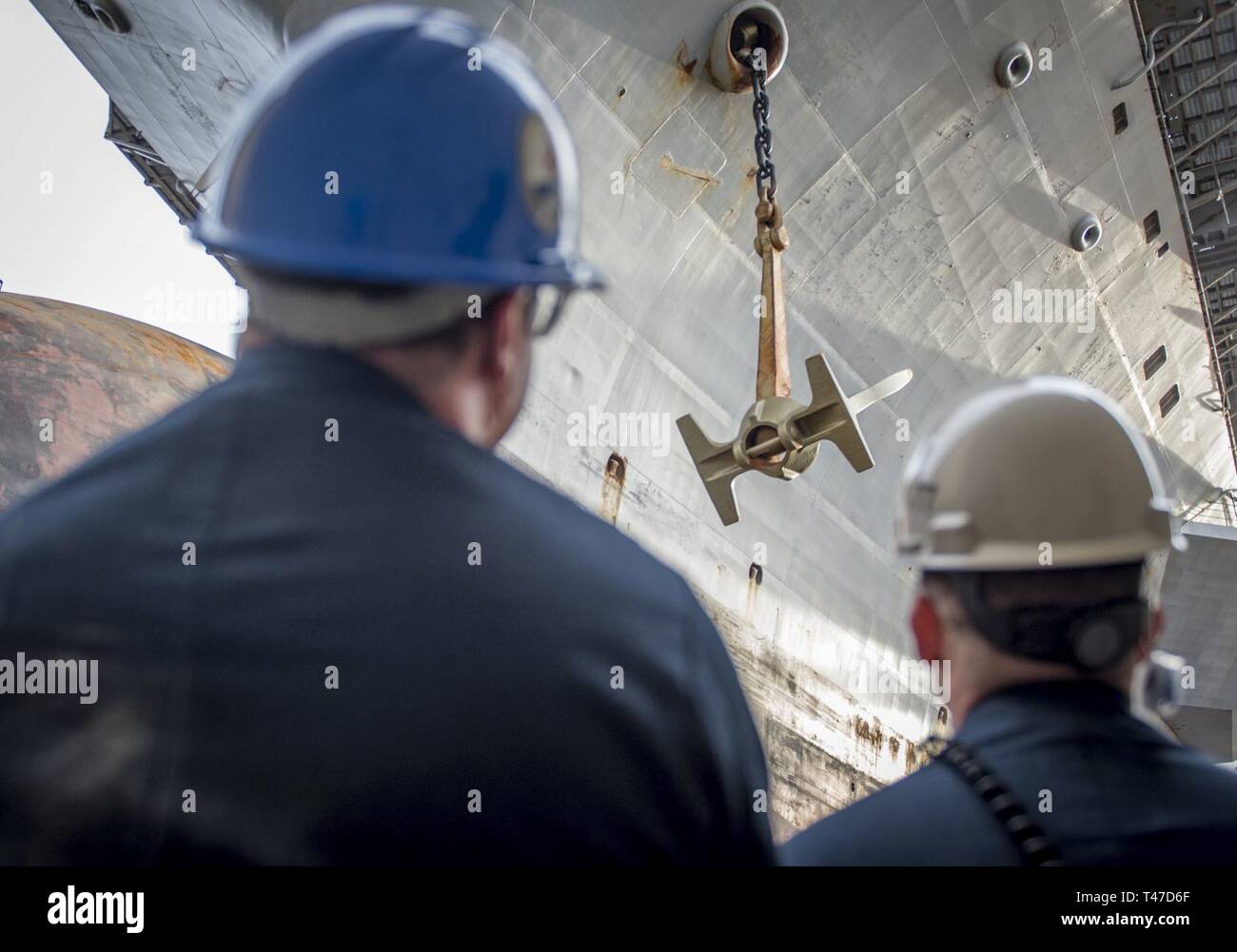 PORTSMOUTH, Va. (March 15, 2019) Sailors watch as the portside anchor ...