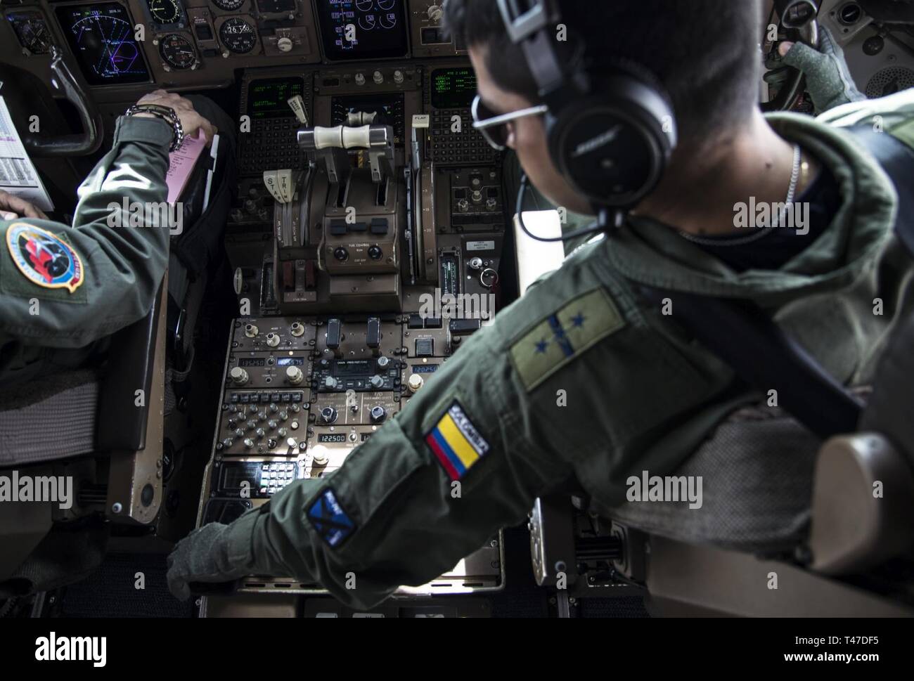 Colombian Air Force Multi-Mission Transport Tanker Jupiter 767 pilots ...